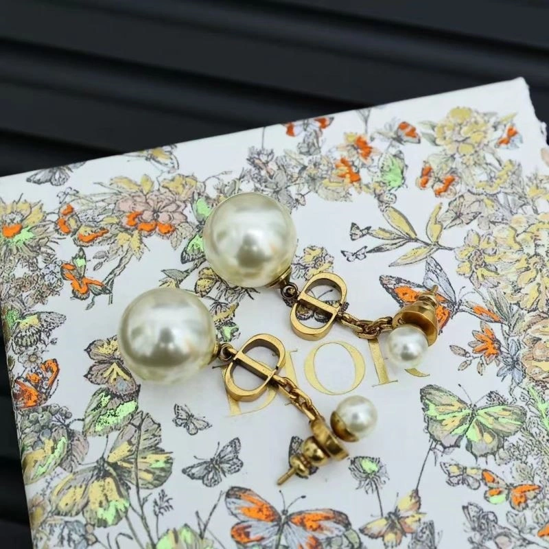 Reasonably priced Christian Dior Earrings