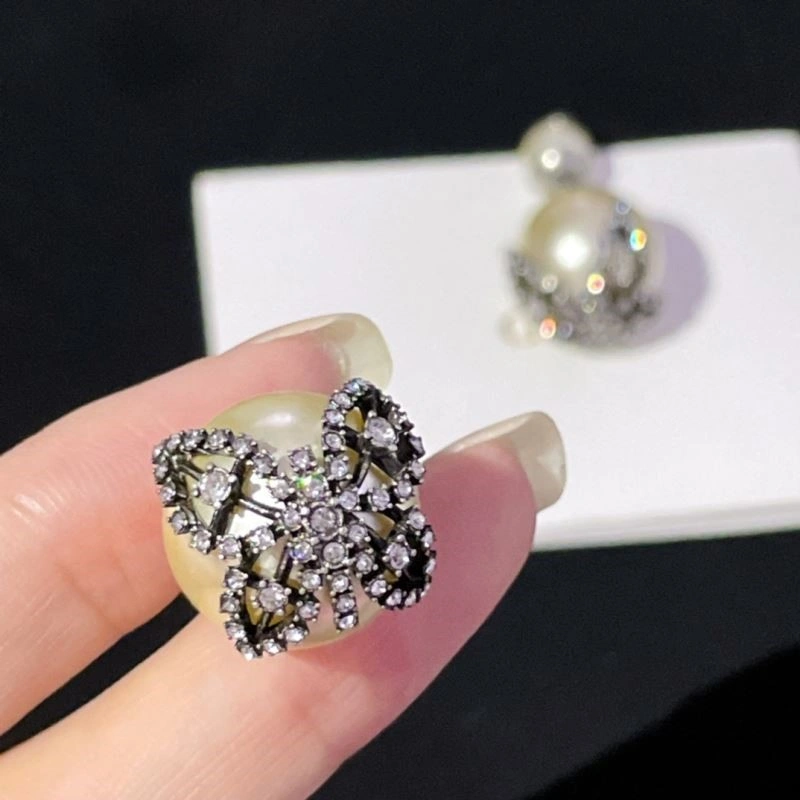 Value-priced Christian Dior Earrings