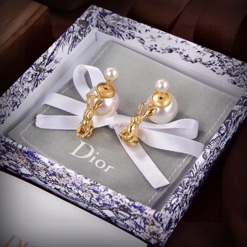 Legit Christian Dior Earrings