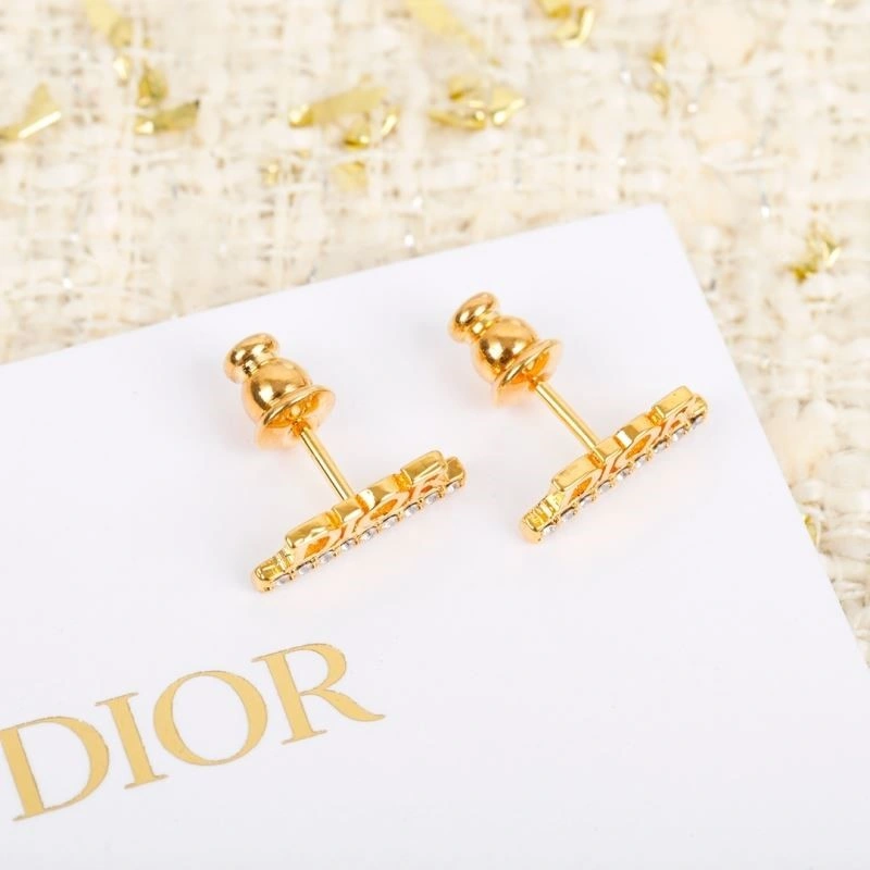 Indistinguishable Christian Dior Earrings