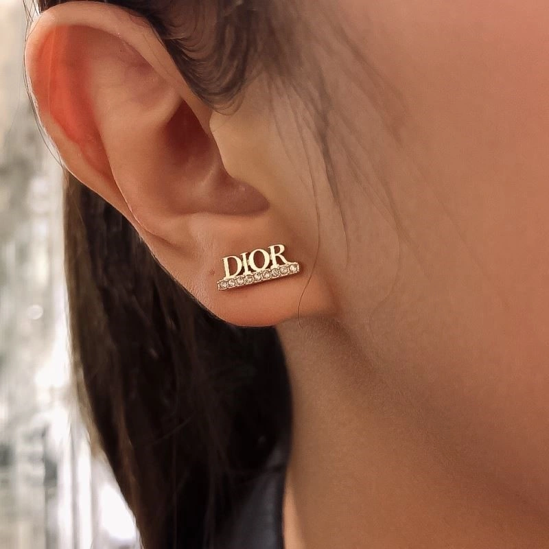 Indistinguishable Christian Dior Earrings