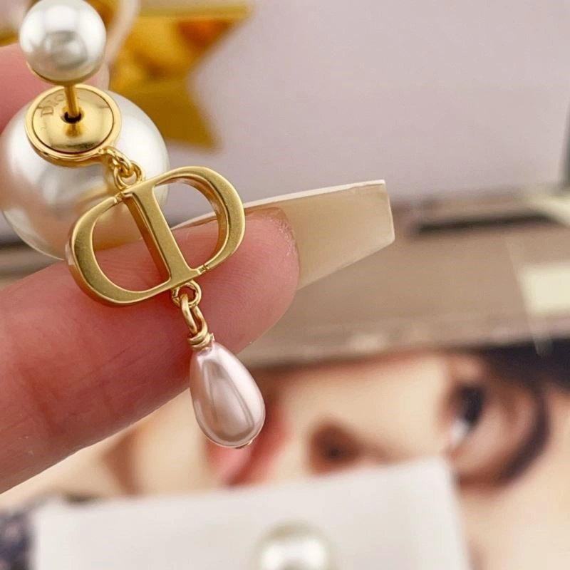 Economical Christian Dior Earrings