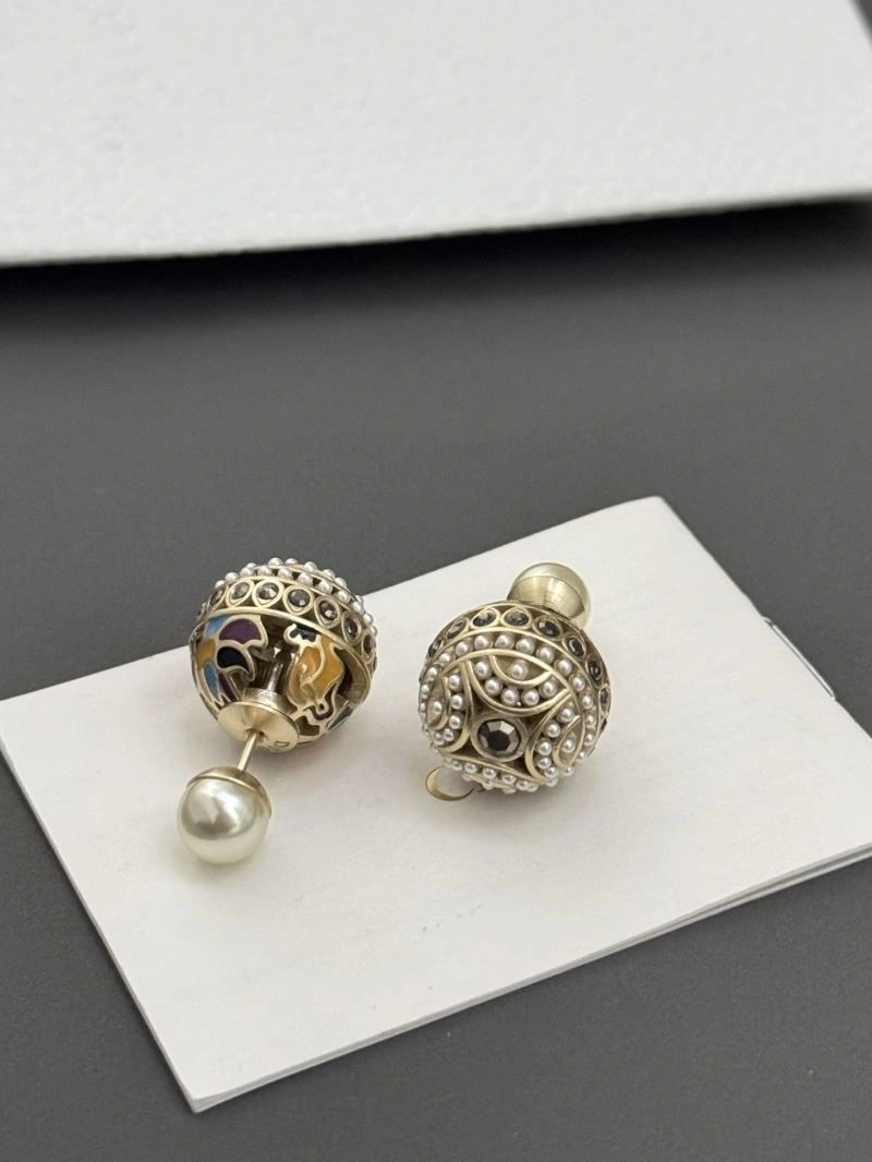 Discounted Christian Dior Earrings