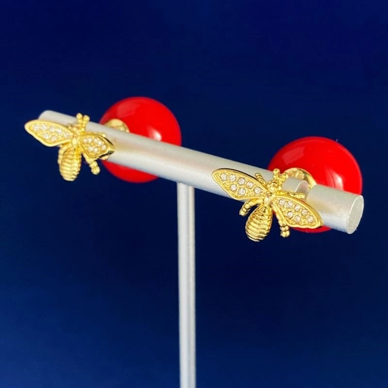 Indistinguishable Christian Dior Earrings
