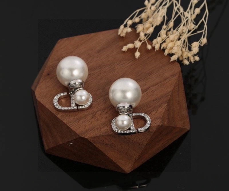 Discounted Christian Dior Earrings