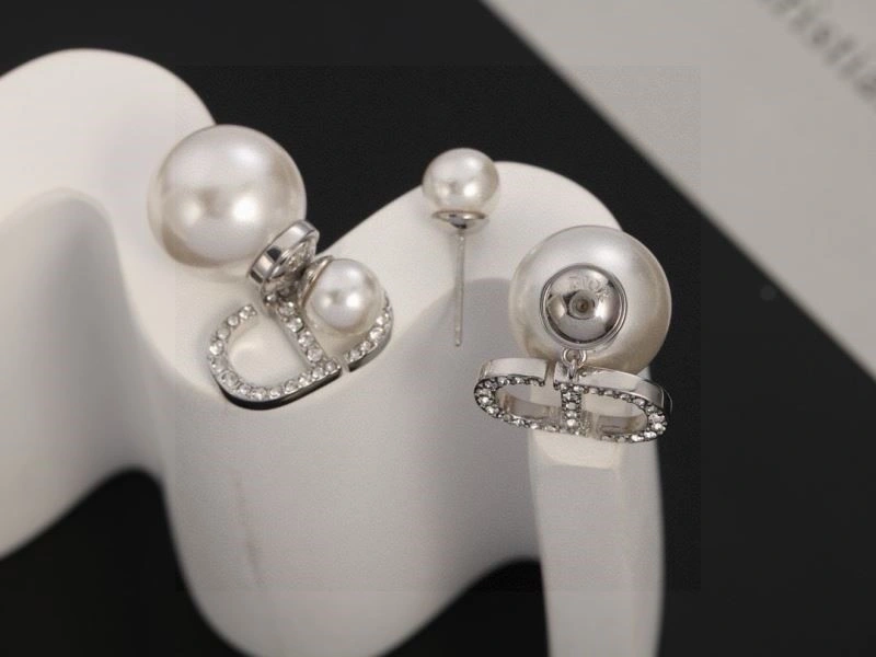 Discounted Christian Dior Earrings