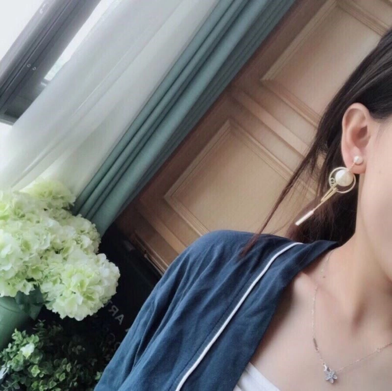 Inexpensive Christian Dior Earrings