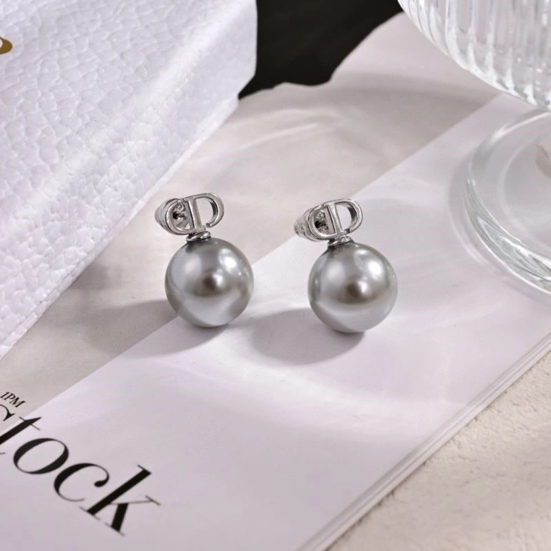 Value-priced Christian Dior Earrings