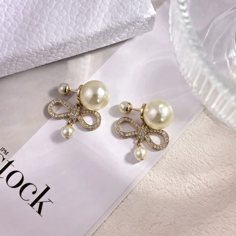 Cut-rate Christian Dior Earrings