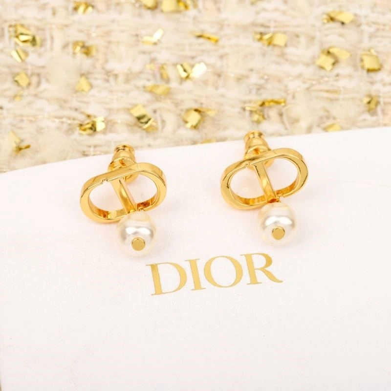 Legit Christian Dior Earrings