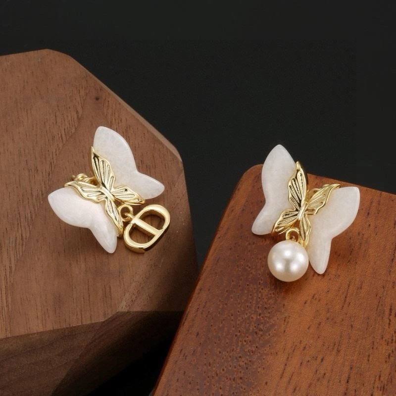 Reasonably priced Christian Dior Earrings