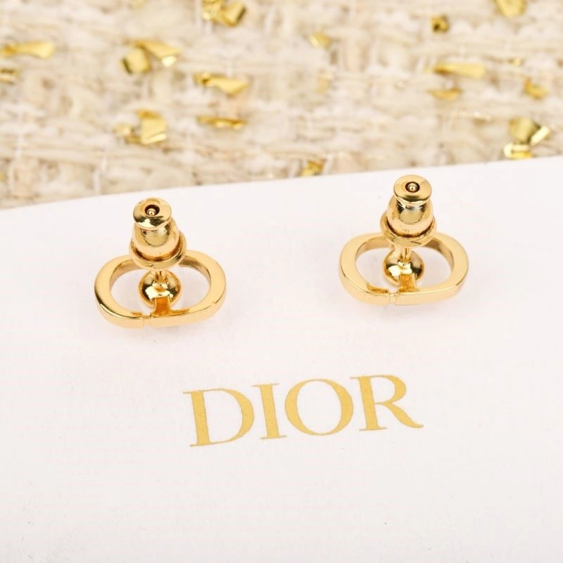 Top match Christian Dior Earrings