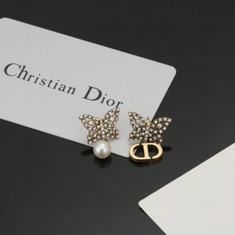 Low-cost Christian Dior Earrings