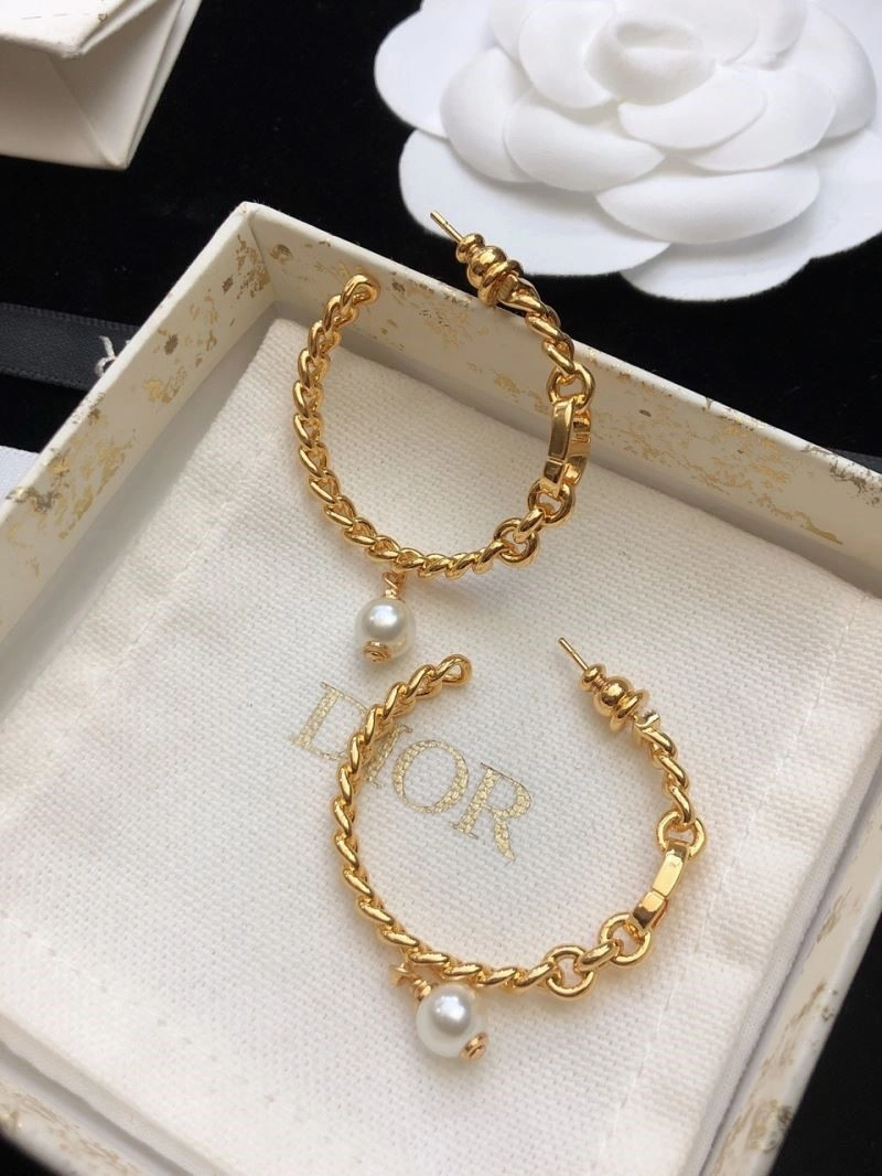 Legit Christian Dior Earrings