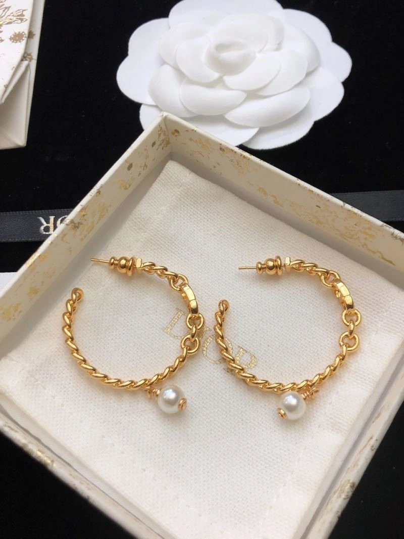 Legit Christian Dior Earrings