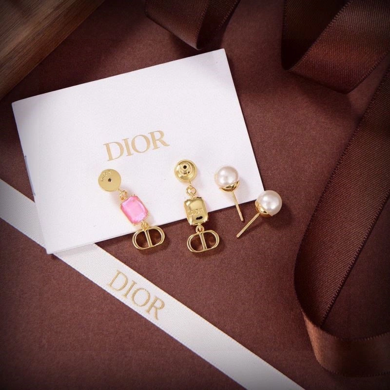 High accuracy Christian Dior Earrings