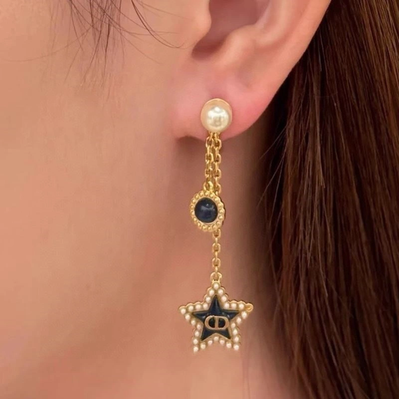 Discounted Christian Dior Earrings