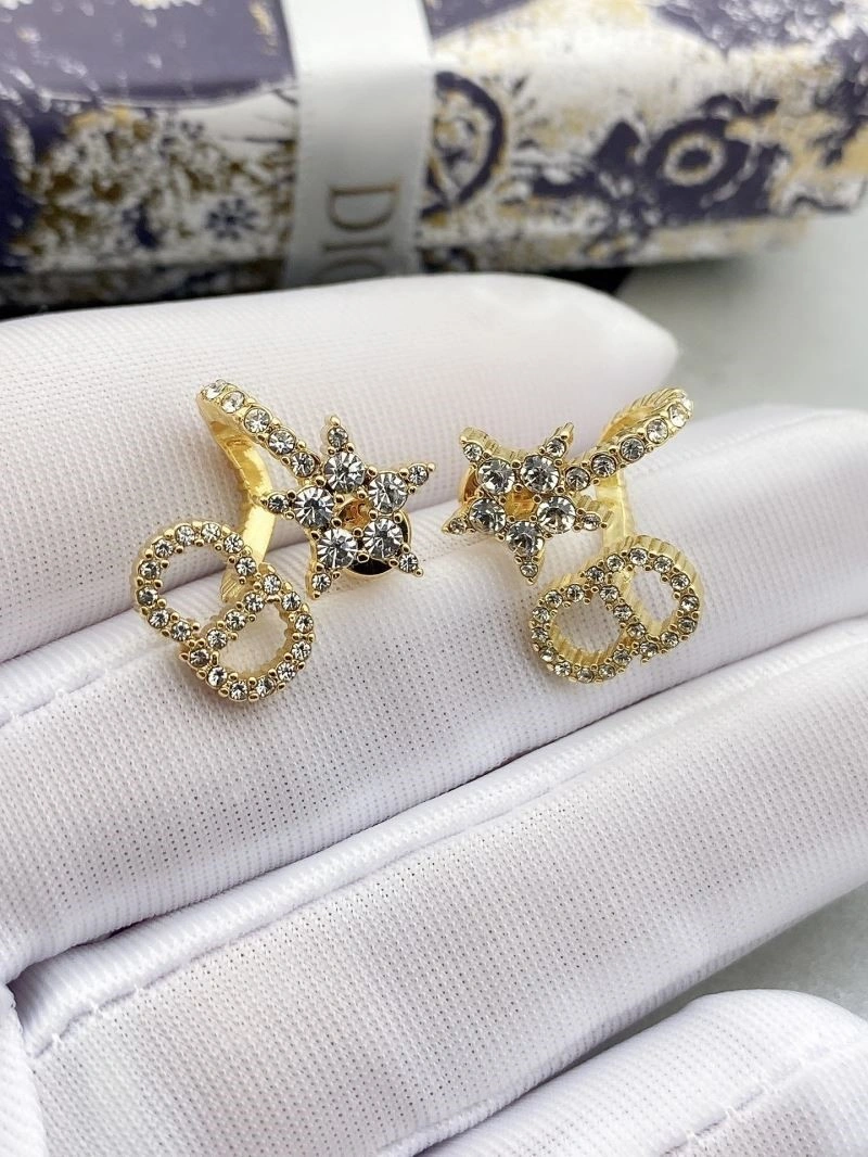 Indistinguishable Christian Dior Earrings