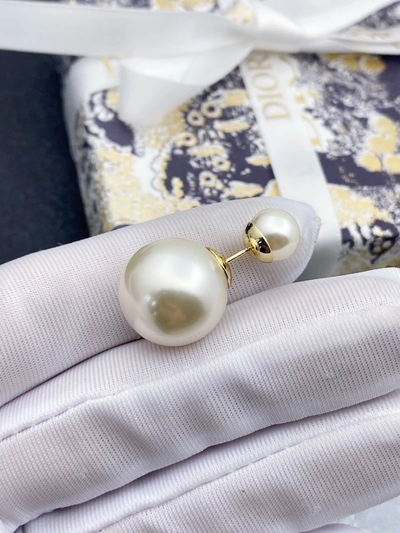 Economical Christian Dior Earrings