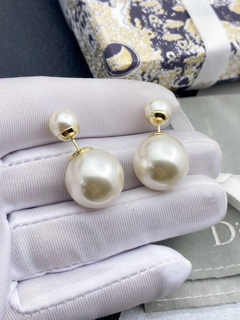 Economical Christian Dior Earrings