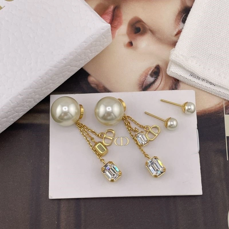 Reasonably priced Christian Dior Earrings