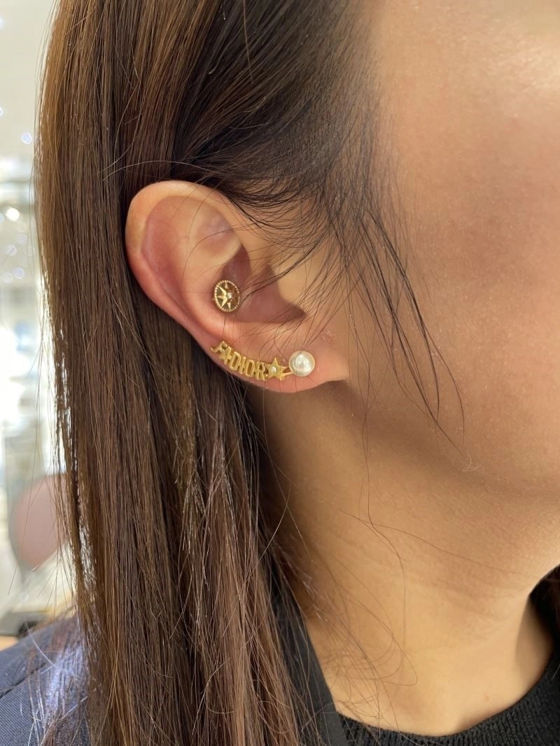 High fidelity Christian Dior Earrings