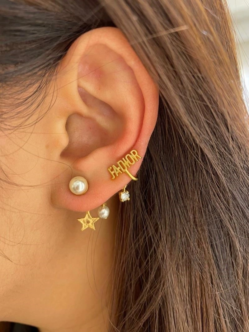 Inexpensive Christian Dior Earrings