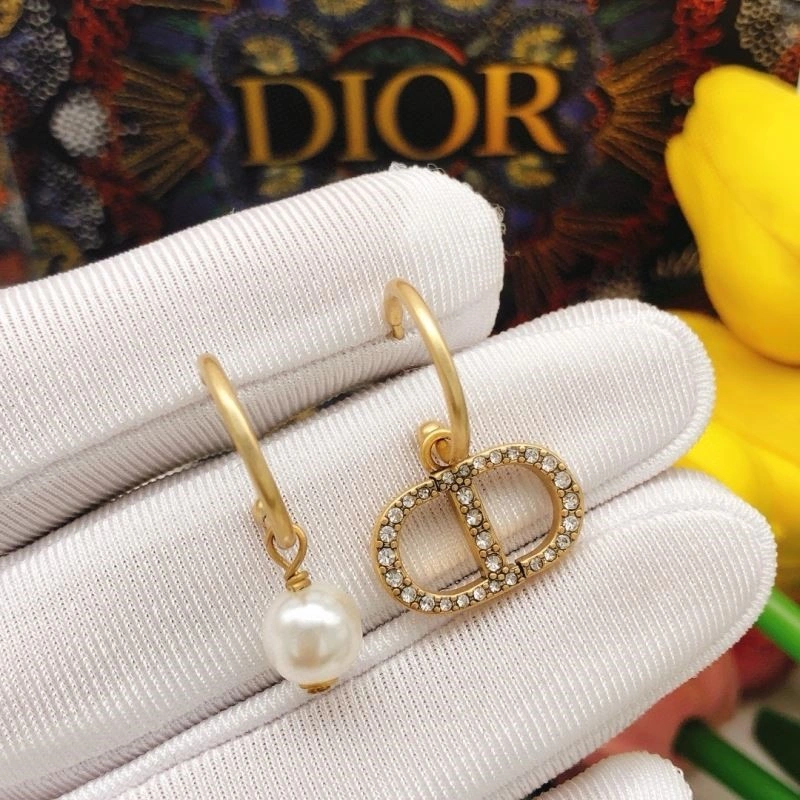 Discounted Christian Dior Earrings
