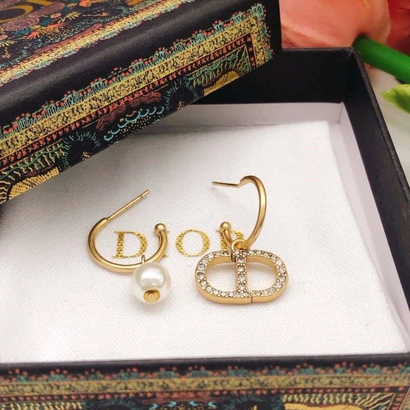Discounted Christian Dior Earrings