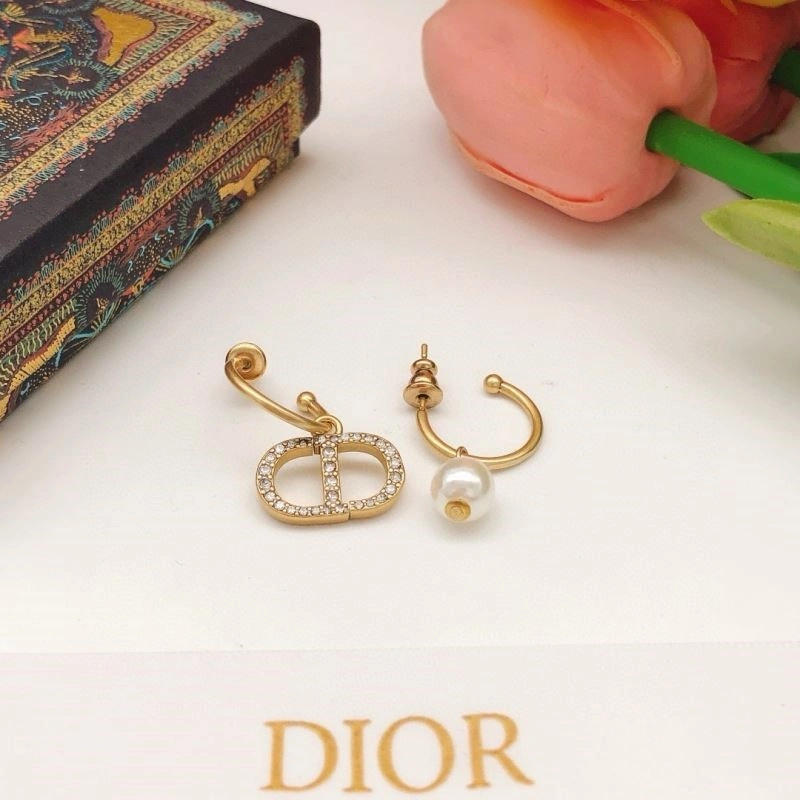 Discounted Christian Dior Earrings