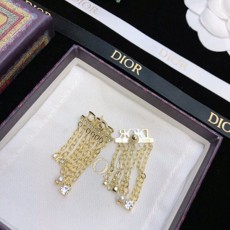 Indistinguishable Christian Dior Earrings