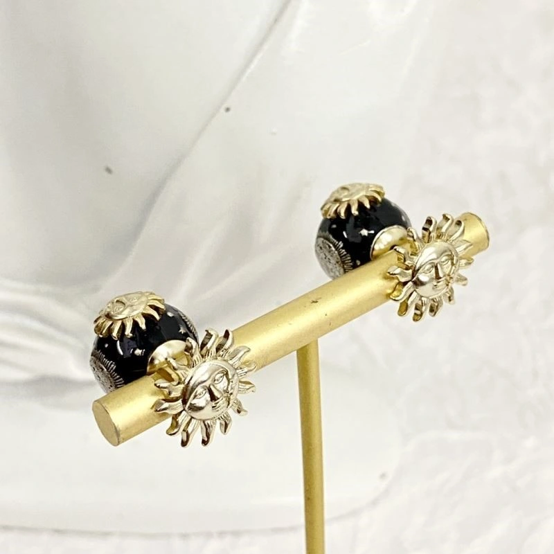 Legit Christian Dior Earrings