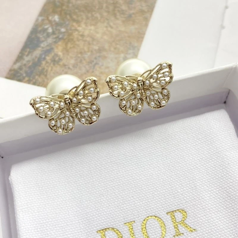 High accuracy Christian Dior Earrings
