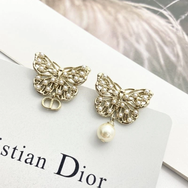 Inexpensive Christian Dior Earrings