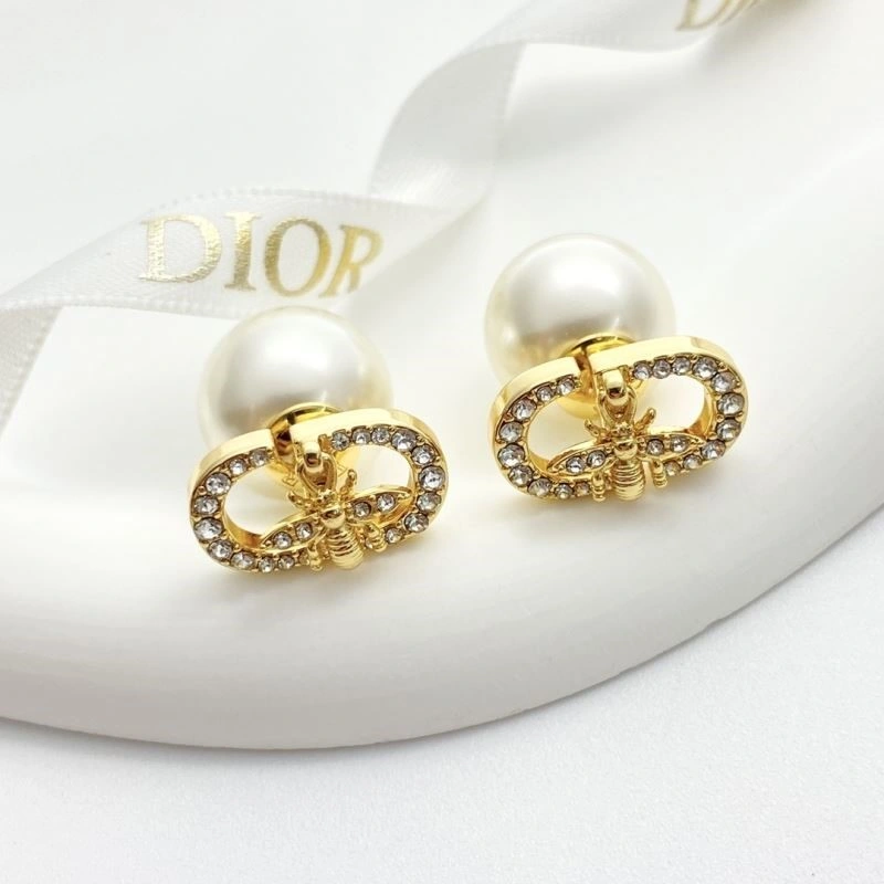 Low-cost Christian Dior Earrings