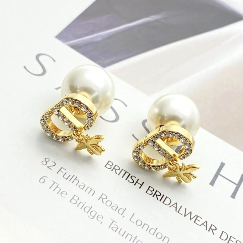 Low-cost Christian Dior Earrings