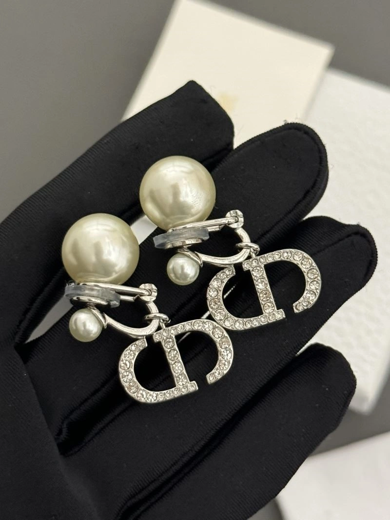 Indistinguishable Christian Dior Earrings