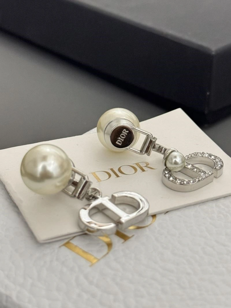Indistinguishable Christian Dior Earrings
