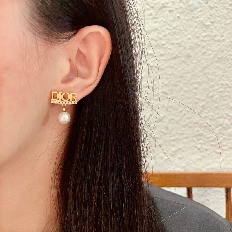 Discounted Christian Dior Earrings