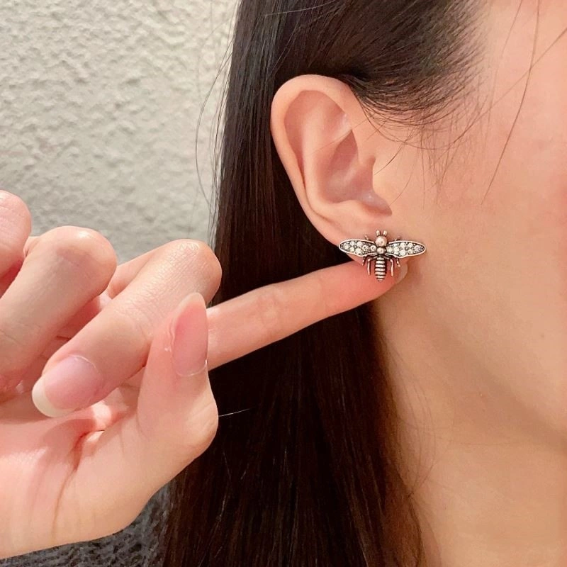 High accuracy Christian Dior Earrings