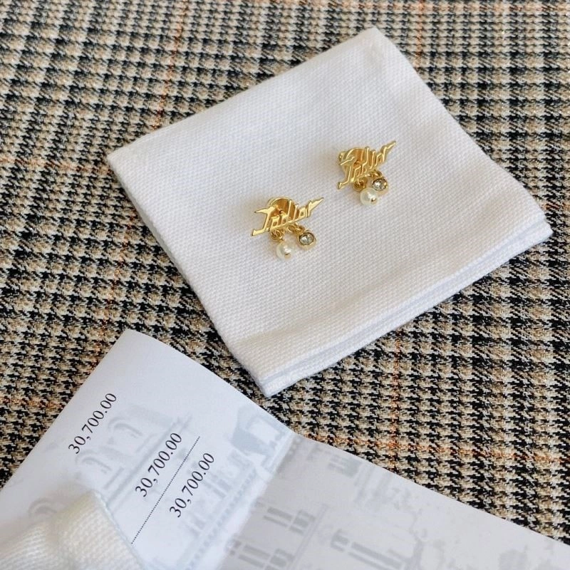 Bargain Christian Dior Earrings