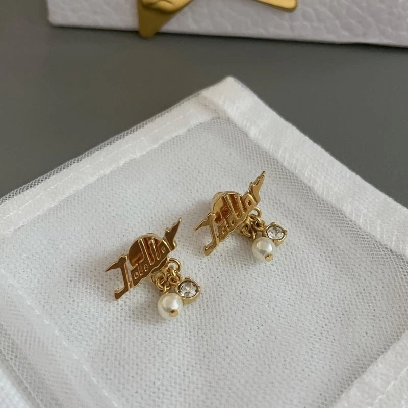 Bargain Christian Dior Earrings