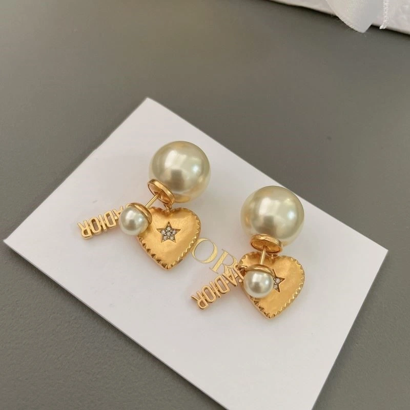 Legit Christian Dior Earrings