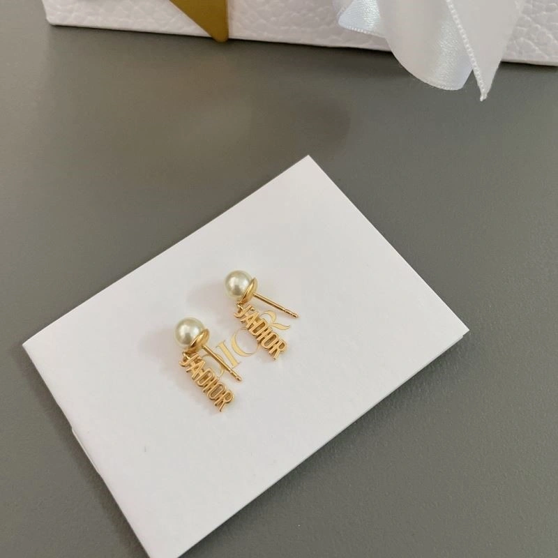 Legit Christian Dior Earrings
