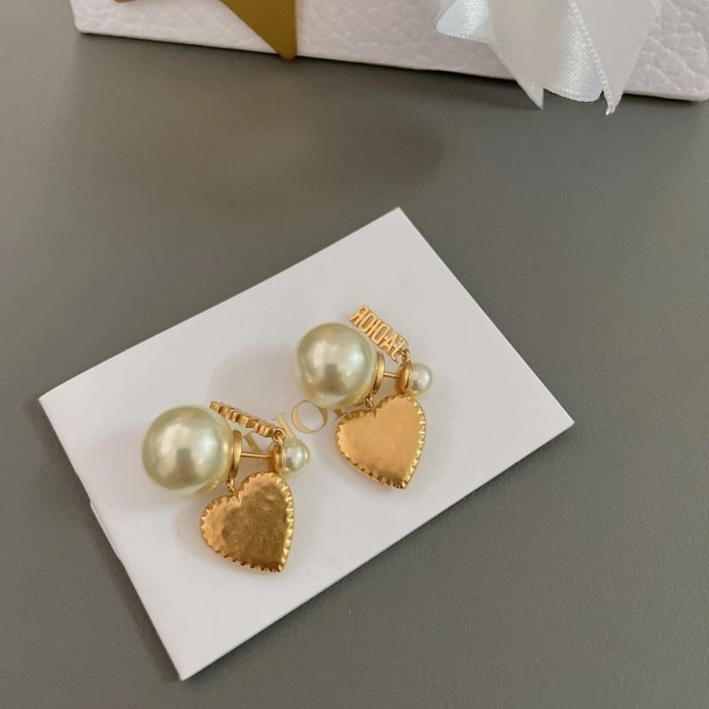 Legit Christian Dior Earrings