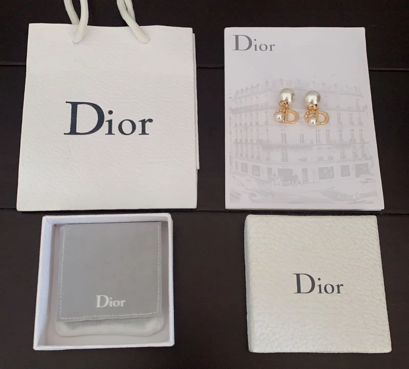 Value-priced Christian Dior Earrings