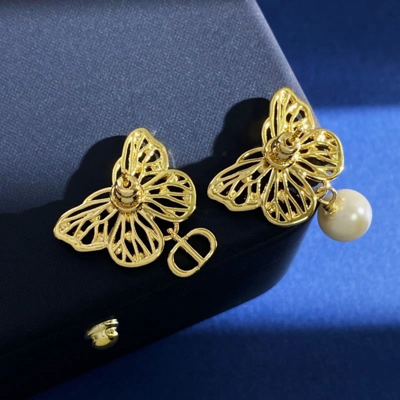 Accurate model Christian Dior Earrings