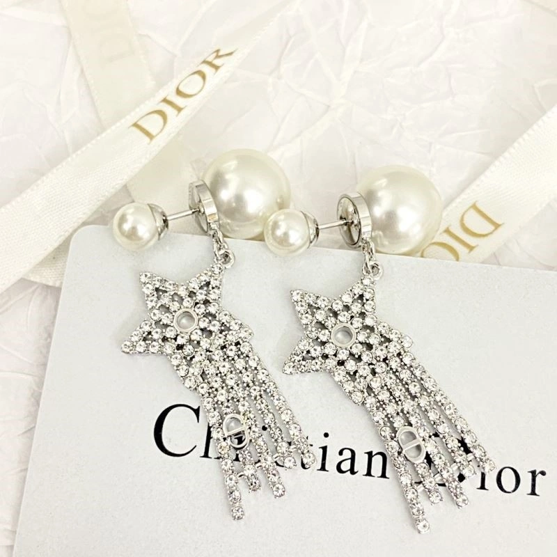 Low-cost Christian Dior Earrings