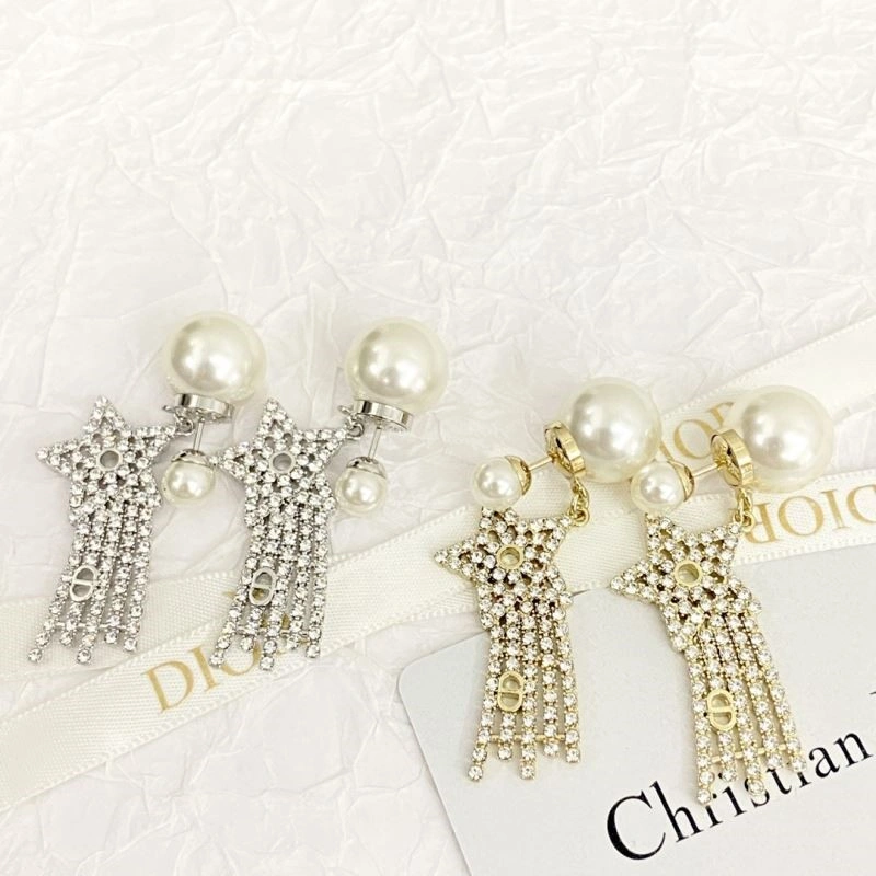 Low-cost Christian Dior Earrings
