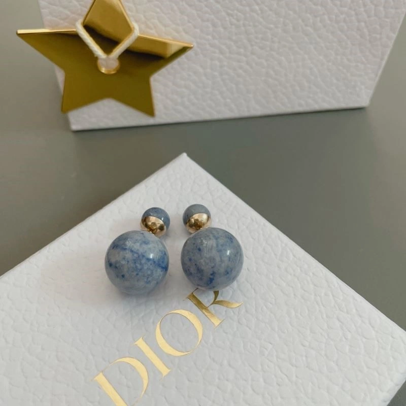 Low-cost Christian Dior Earrings